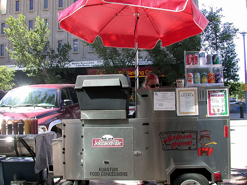 Saskatchewan, CAN: Dining a La 'Cart' Downtown - Mobile Food News