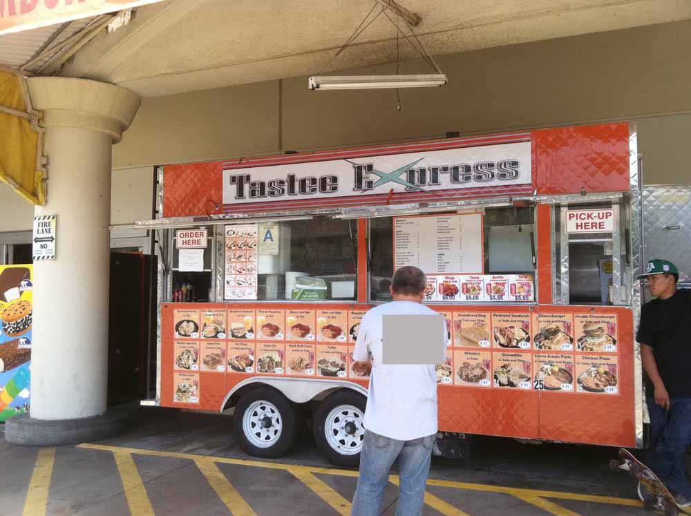Miami, FL: Church's Chicken #343 Miami, Tastee Express 5 food Truck ...