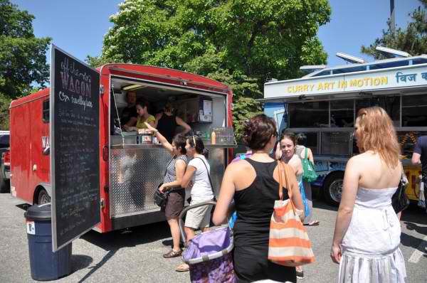 Vancouver, CAN: Vancouver Looks at Expanding Food Carts to Off-Street ...