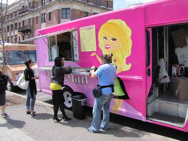 Philadelphia, PA: Biz Bites and PHL 17 Meet Mac-and-Cheese Maven ...