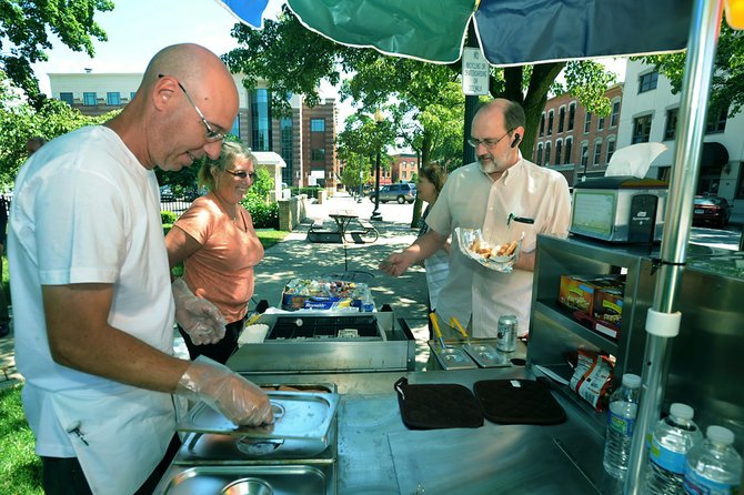 Monroe, MI: Hot Dog Cart Opens Downtown Monroe - Mobile Food News
