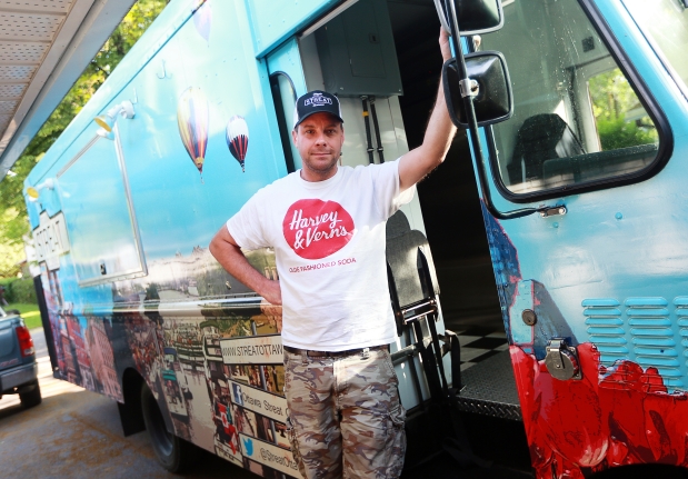 Ottawa, CAN: Bylaw Compromises with Food-Truck Operator on Residential ...