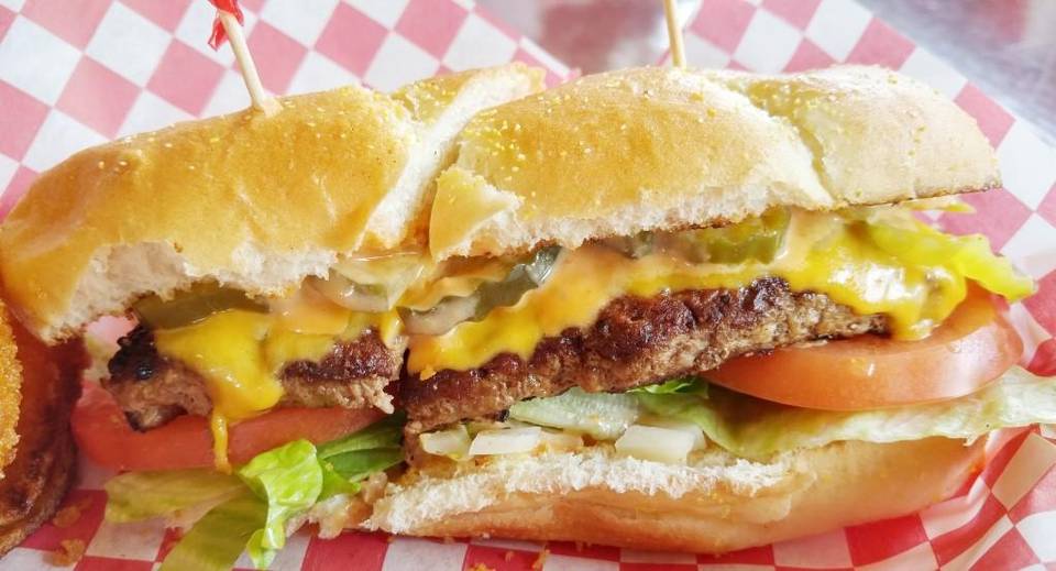 Tacoma, WA: Tacoma’s newest food truck will serve burgers downtown ...